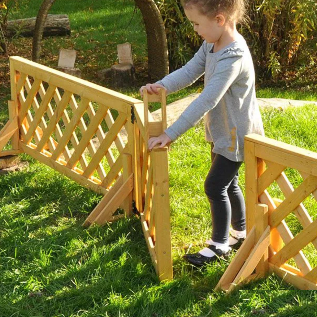 Mini Gateway & Fences Set | Educational Equipment Supplies